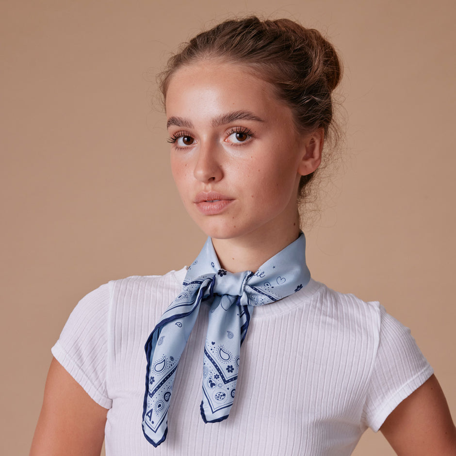 ATIE Seidentücher für Damen und Herren | Exklusive Seidentücher ...